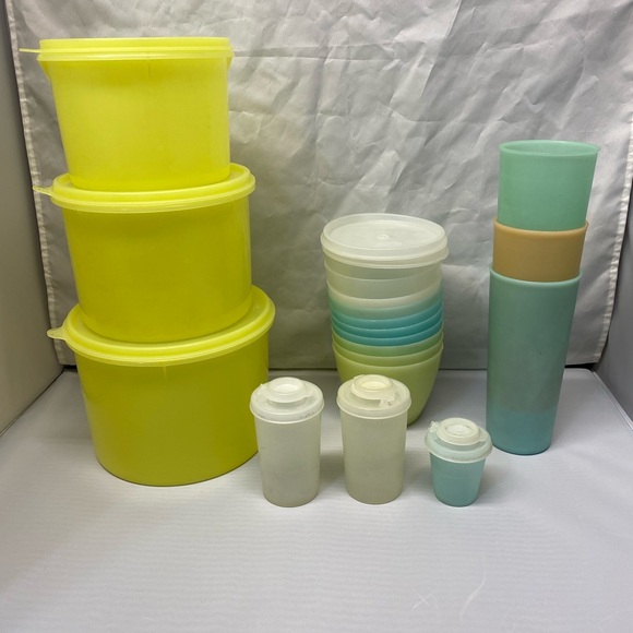 Tupperware | Kitchen | Pastel Tupperware Lot | Poshmark